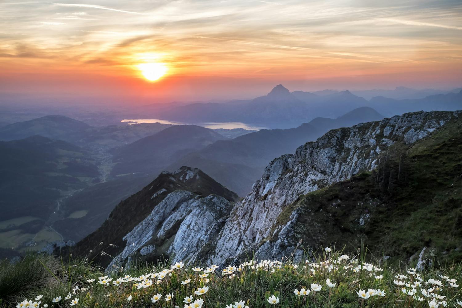 Exerciții ghidate de mindfulness - Anca Raducan | Psiholog ...